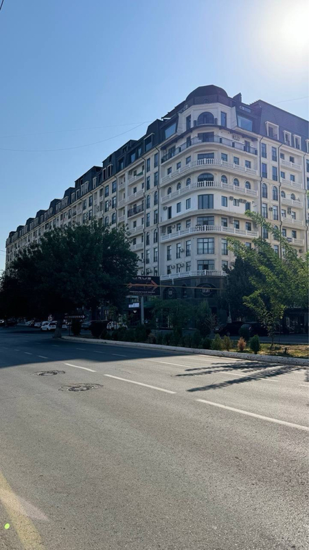 Продается коробка 4/10/10 в ЖК Barocco , метро Минор
