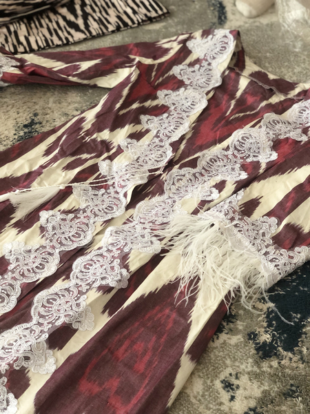 Naket abaya milliy