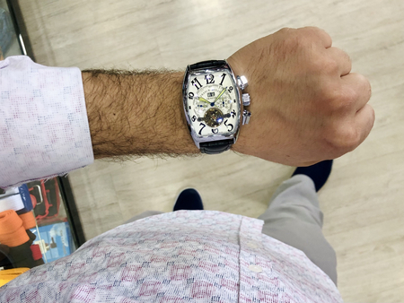 Механические часы FranckMuller