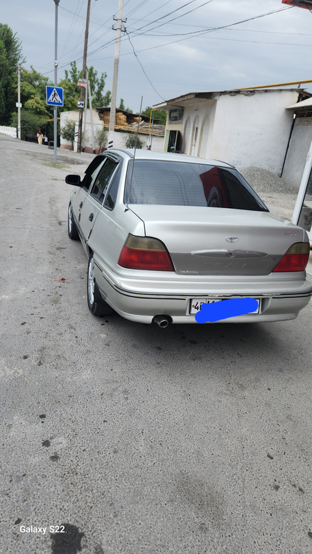 Nexia sotiladi 1.5
