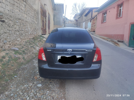 Lacetti sotiladi