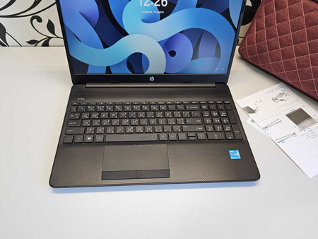 ПРОДАМ HP Laptop 15 (2023года) Ноутбук Core i3 11-ПОКОЛЕНИЯ/8GB/256SSD