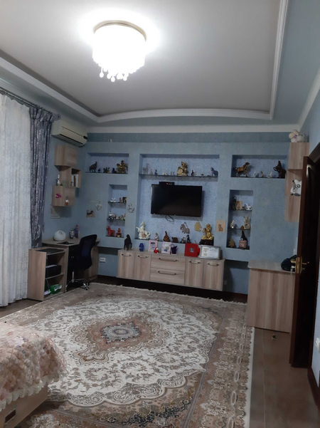 Ахмад Югнаки Хумаюн Евро дом 4 сотки 700м²