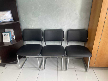 ofis uchun 6ta stul sotiladi