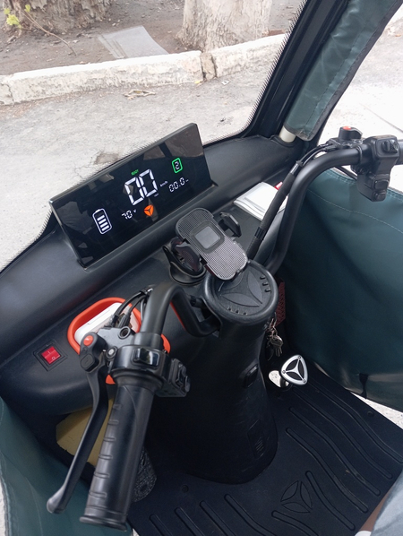 3 gʻildirakli elektiro skutir yadeya
