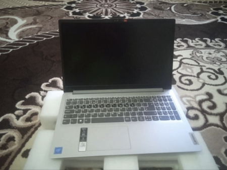 Ноутбук Lenovo ip1 intel.  Celeron N4020 DDR4. 4GB