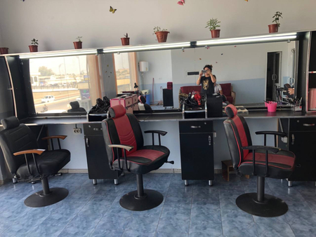 Salon mebil sotilad