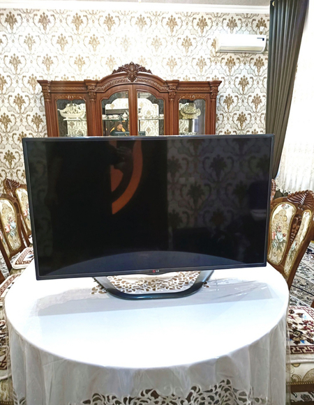 Smart 3D LG телевизор 42
