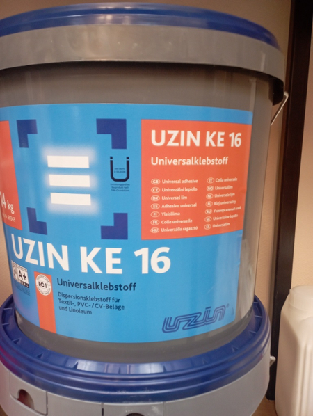 Клей  UZIN-KE 418 – экономичный, широкого пр
именения