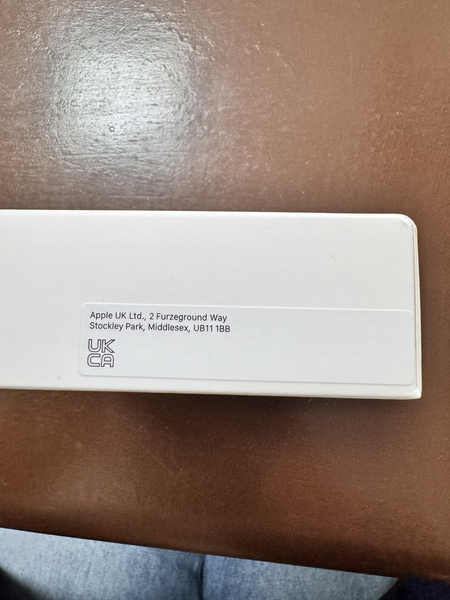 Iphone зарядник