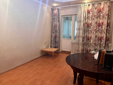 Продается квартира на массиве куйлюк-5