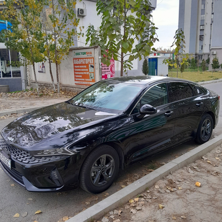 Kia k5 2023 йил ишлаб чиқарилган