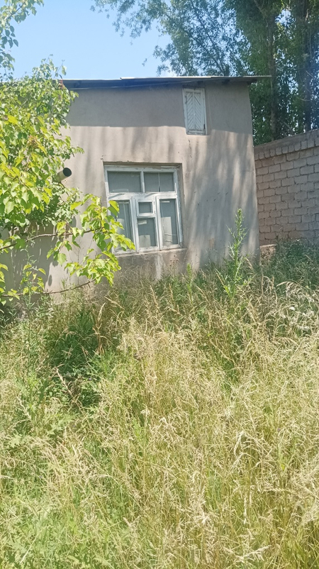 Yashash uchun uy kurush uchun er xavosi toza joylar shaxardan uncha uz