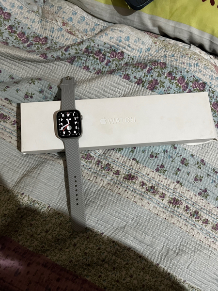 Iwatch 6 gray soat