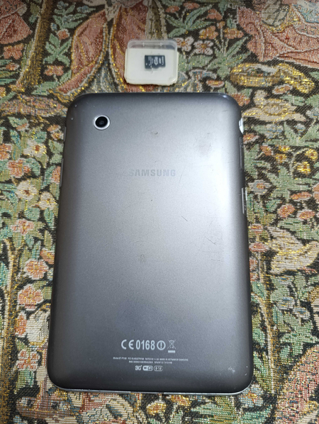 Продам планшет samsung,симкартный,недорого