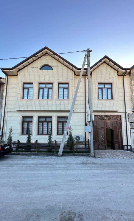 Продается Евро дом Ориентир: Улица Зенит  400м2