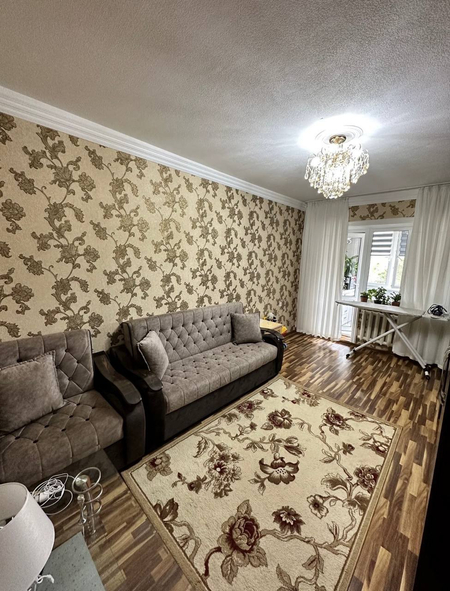Продаётся квартира Карасу-1. 3/4/4. 78м² 2*6 балкон.