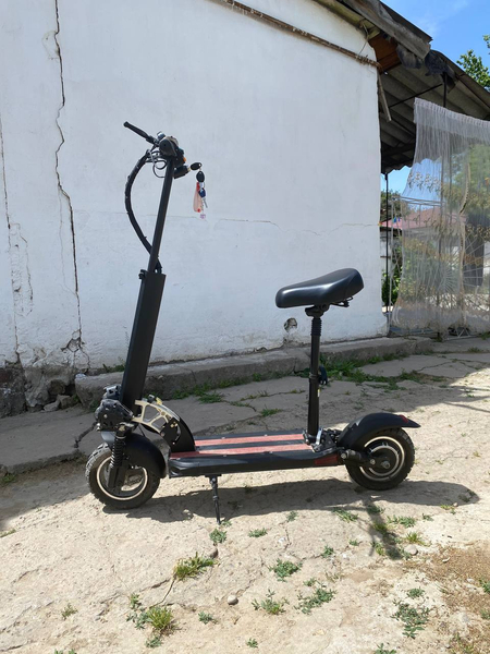 Продам электро самокат