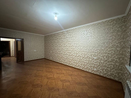 Мирзо-Улугбек продается 3ком ремонт Новостройка М.Горький (157993)