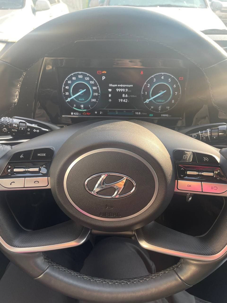 Hyundai Elantra 2021