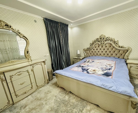 Срочно! Продажа. 4 ком, 2 сот. Кадишева.