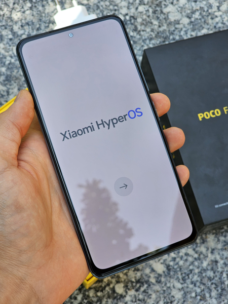 Poco F3 256Gb, Karopka & dok