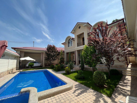 Rich House Bochka