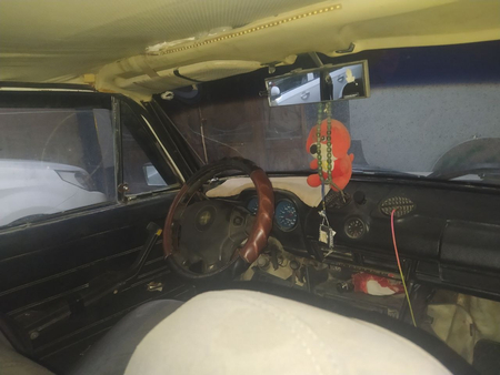 Sotiladi vaz sotiladi