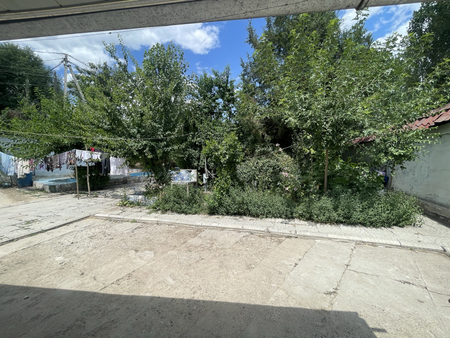 Продается дом 4 соток +2 захват Хасанбай