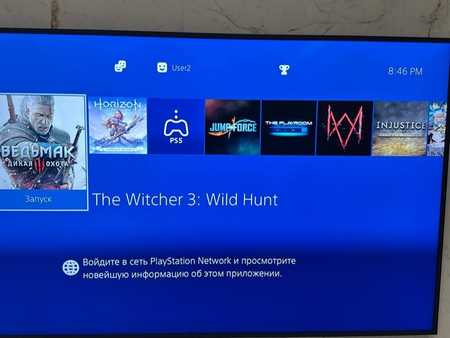 Playstation 4slim 1tb  в отличном  состоянии с 2 джостиками