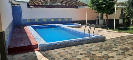 Dacha ugam daryosi tepasida joylashgan 390