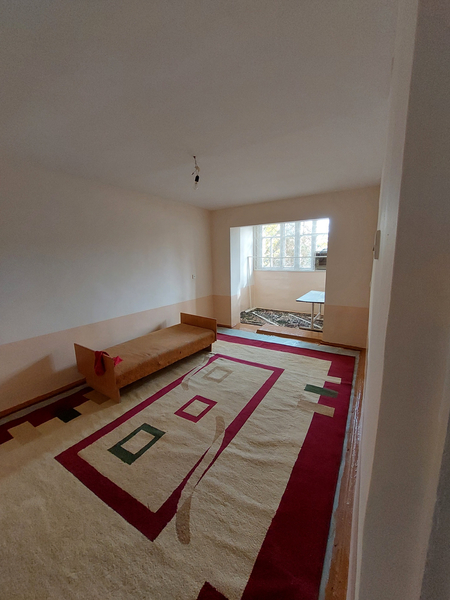 Piyatida, oilaga kvartira ijaraga qòyiladi
