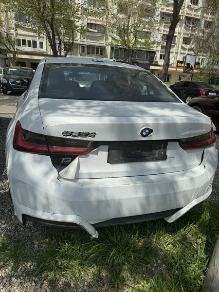 BMW I3 40 L naydi sport 2024 yil bez probeg
