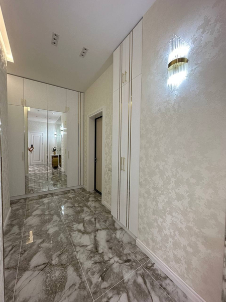 Срочно продается 2х ком. кв-ра, ЖК NRG Mirzo U, ор-р:Буз базар, 64м2