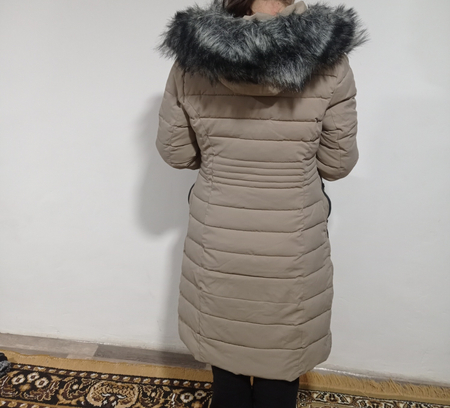 Ayollar kurtkasi