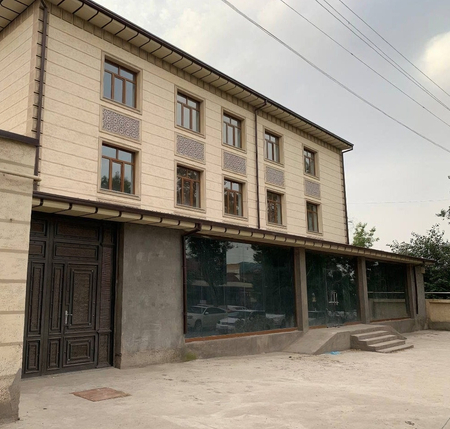 Участок 14 соток с готовым  зданием-4этажа -1700м²/ул.Циолковскокого