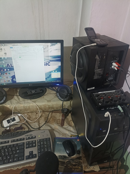 Kompyuter ddr3  miksher mikrafon yangi kalaonkalar ploskiy ekran polni