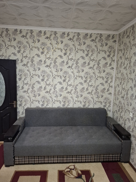 Divan raskladnoy