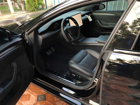 Tesla model s 2022 полный привод