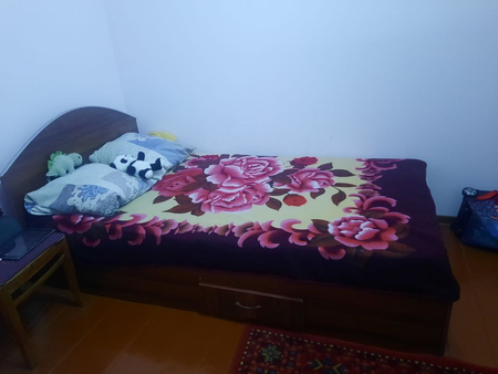 Продаю кровать с матрацом