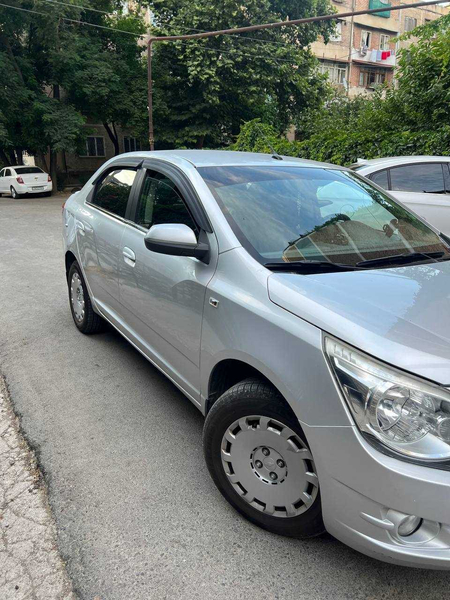 Продается Chevrolet Cobalt 2013 год 2 позиция