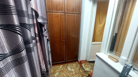 Юнусабад 15кв 1/2/4 галерейка