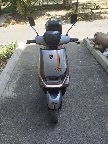 Yamaha replica skuter sotilvoti