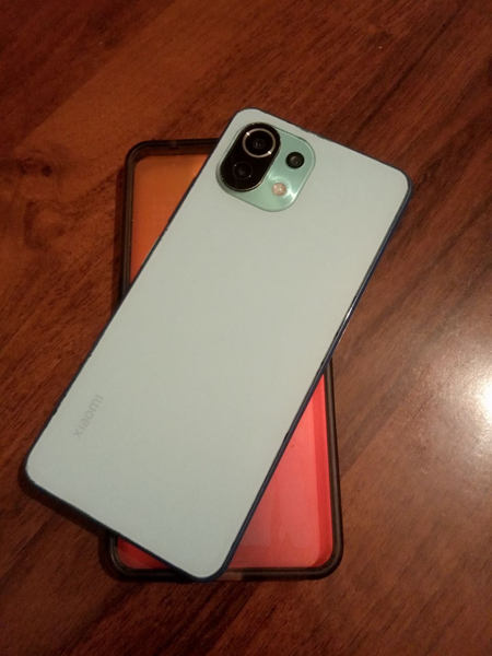 Xiaomi 11 lite 5g ne bor xolati zoʻr