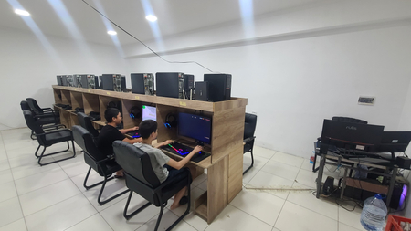 Game club sotiladi!! Srochna