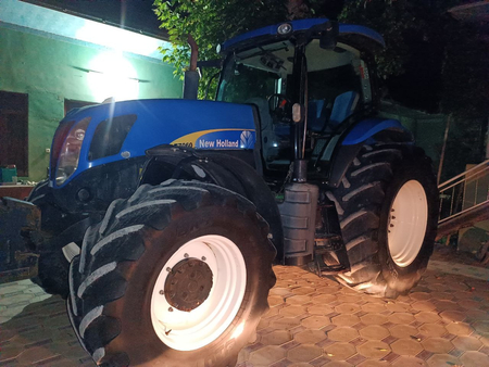 New Holland T70-60 Puma