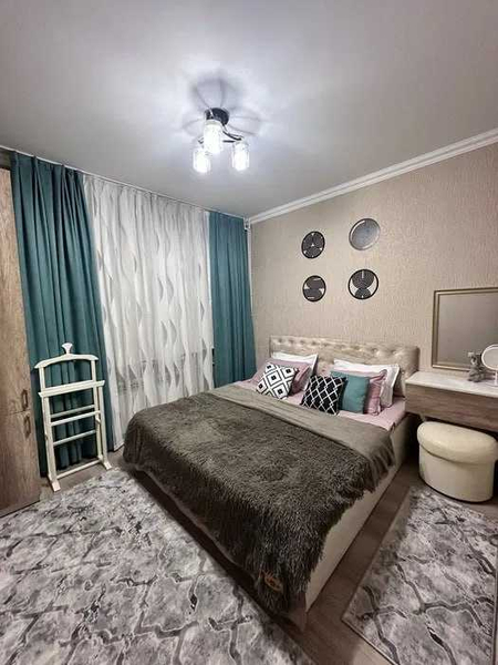 Паркентский, перектресток циалковский, 2-ком, 67м2 евро-люкс !!
