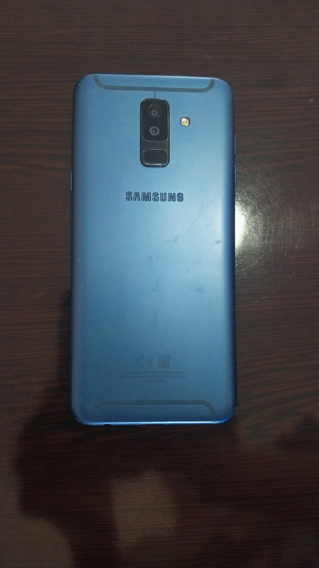 Samsung 6+ голубой цвет,
