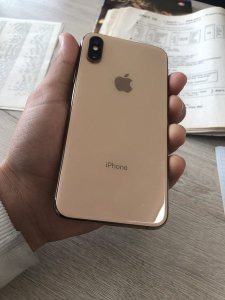 Iphone Xs 64gb yomkosti 75%