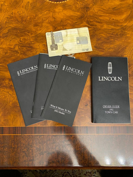 Продается Lincoln town car. линколн лимузин или обмен на внедорожники